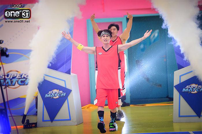 “SUPER MATCH” เปิดศึก “บาสเกตบอล”!! จับ ซุป’ตาร์รุ่นพี่สุดเก๋า เจอกับ ...