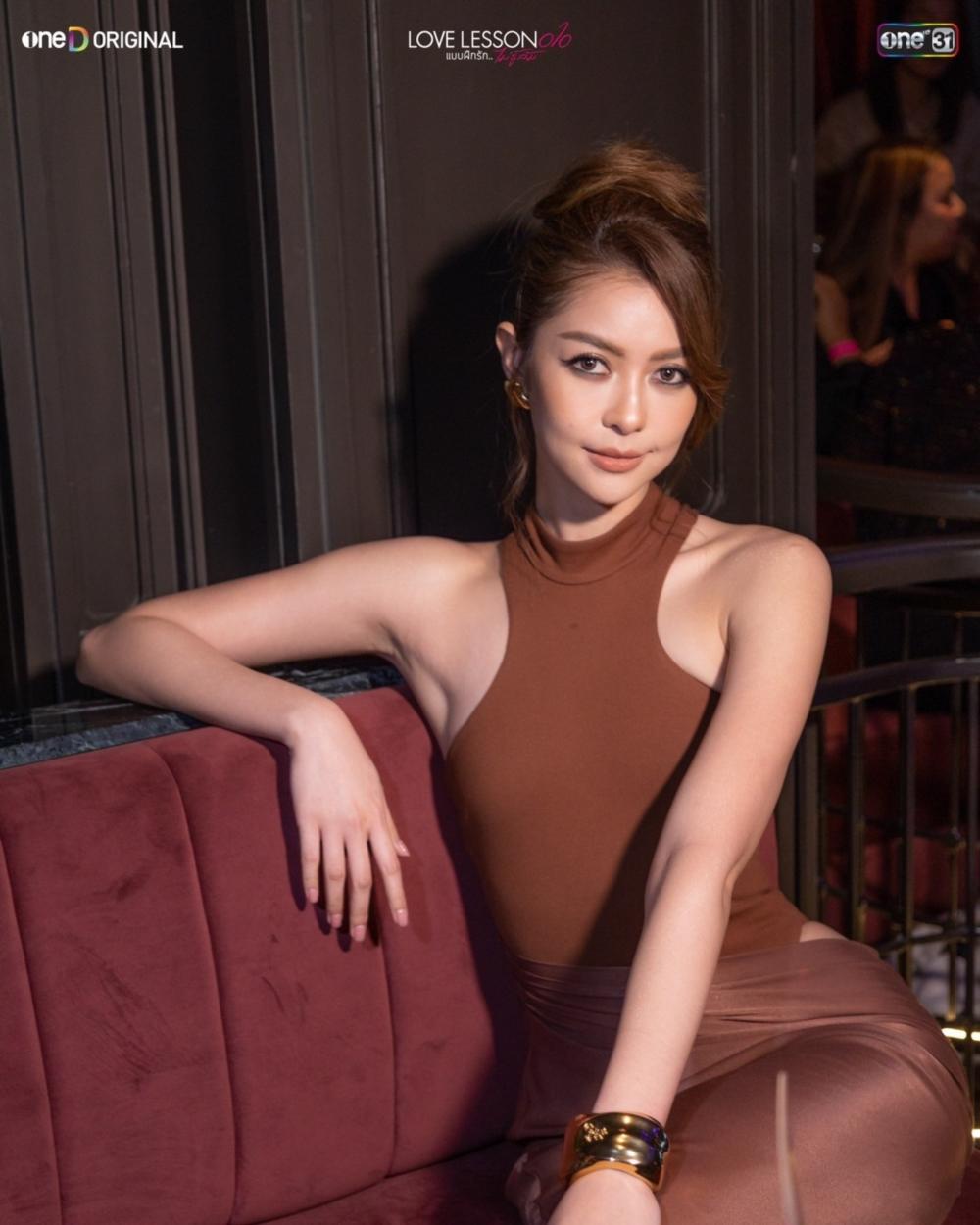 ภาพบรรยากาศ งาน EXCLUSIVE PARTY “พา-ล่า-ไนท์” เปิดตัว ซีรีส์ “LOVE LESSON 010 แบบฝึกรัก..ไม่รู้ ...